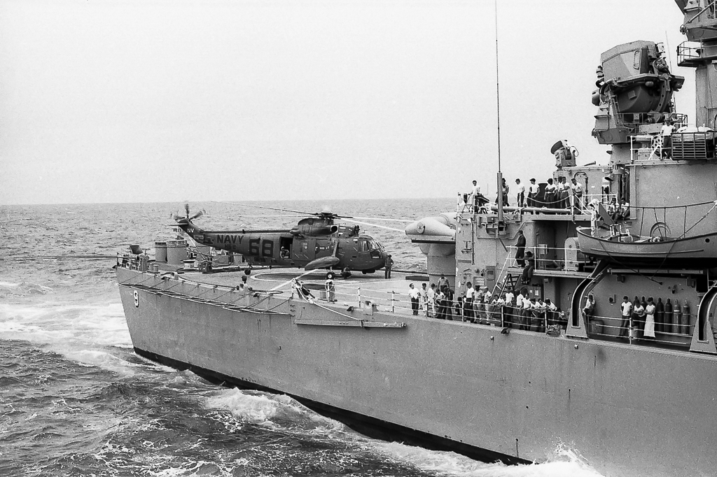 Relieving the Long Beach – USS Wainwright Veterans Association